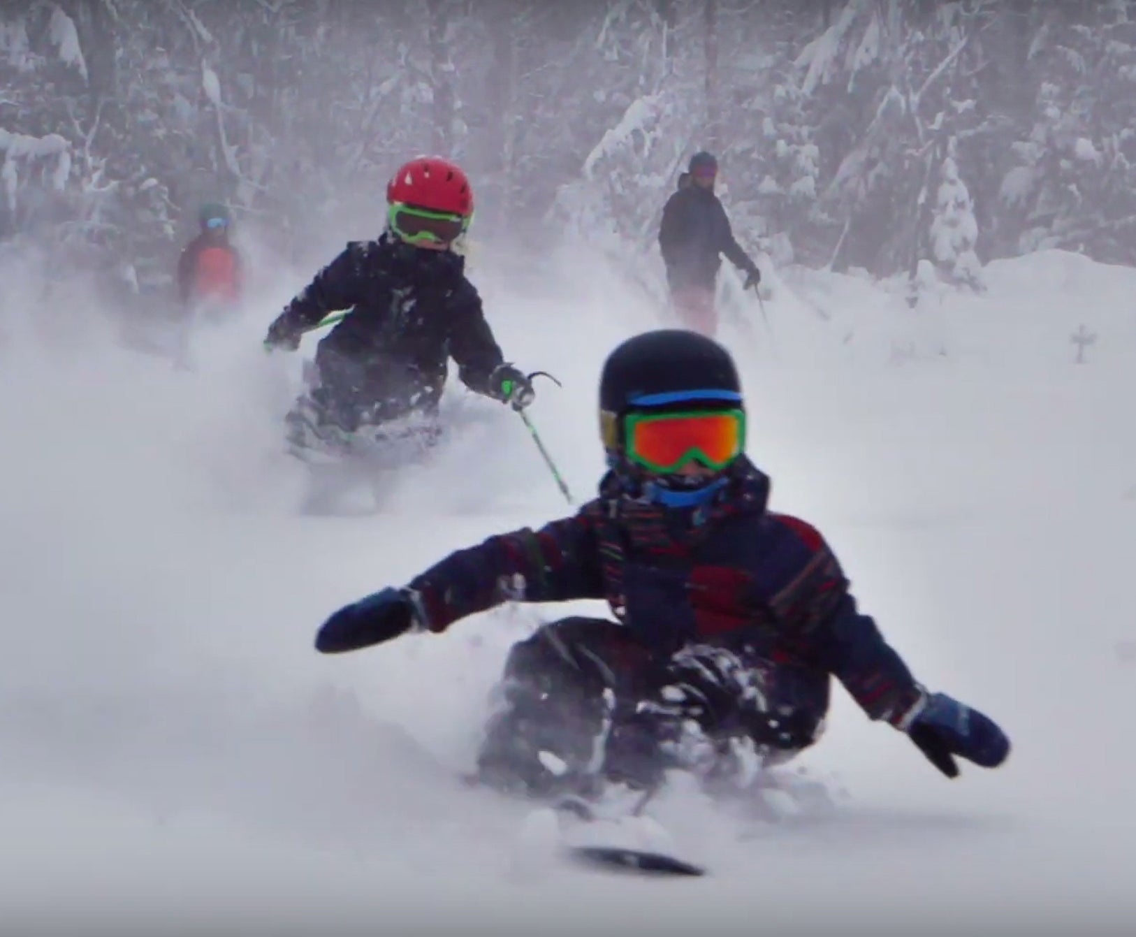 REVELSTOKE MINI-SHRED – Forecast Ski