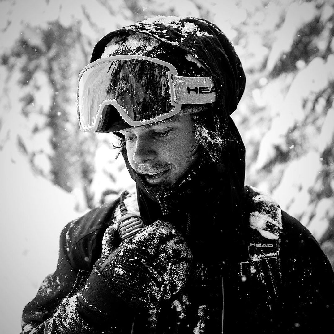 LOW PRESSURE PODCAST - JONATHAN ROLLINS – Forecast Ski