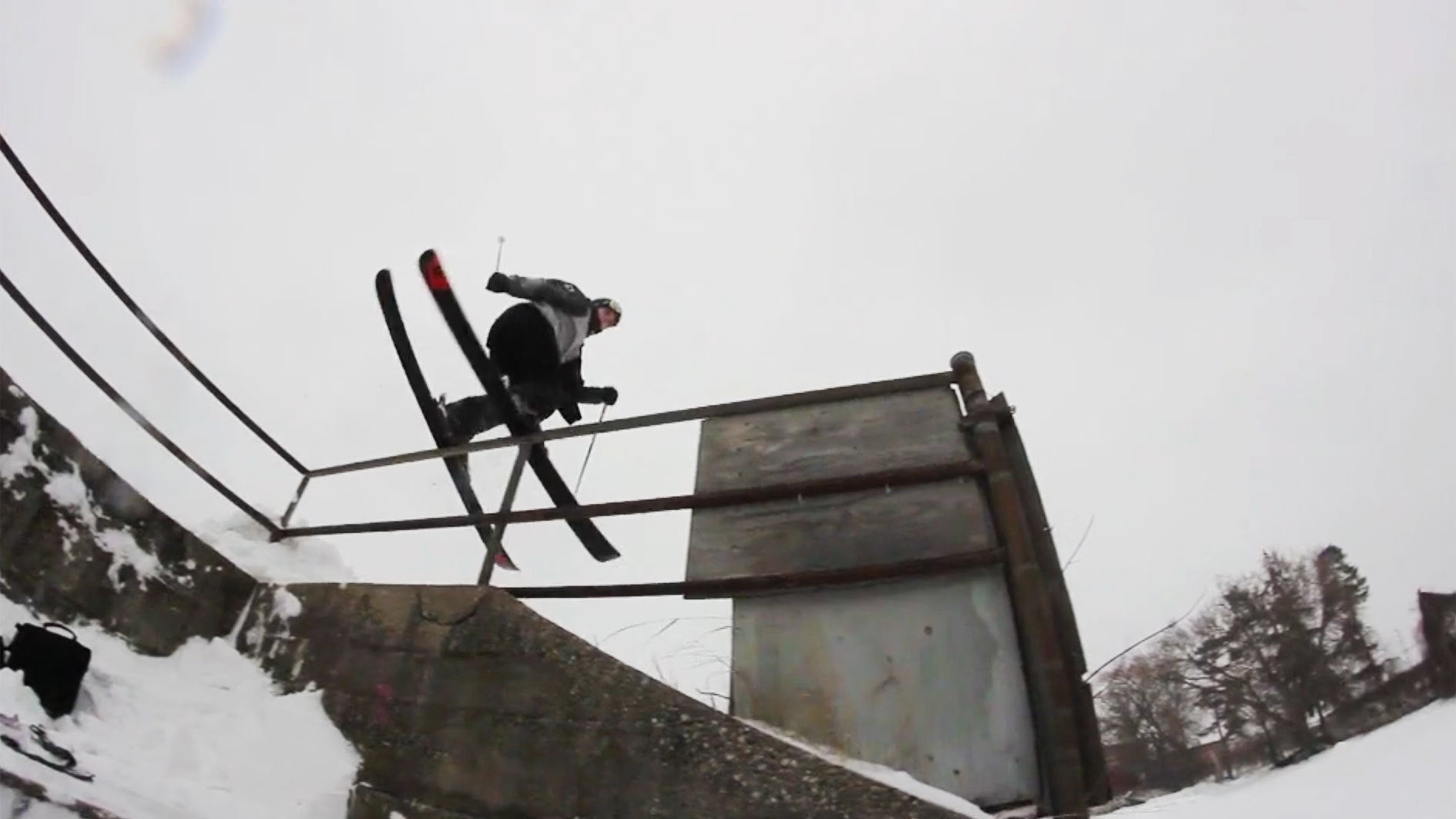 Jack Irvine Has the Style You Want – Forecast Ski
