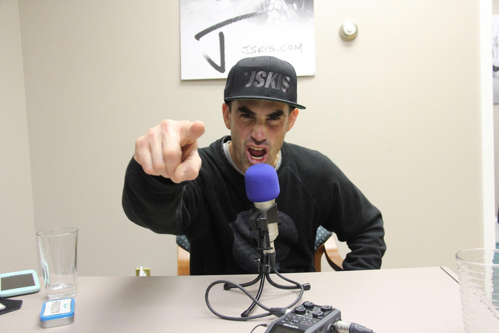 LOW PRESSURE PODCAST - JASON LEVINTHAL – Forecast Ski