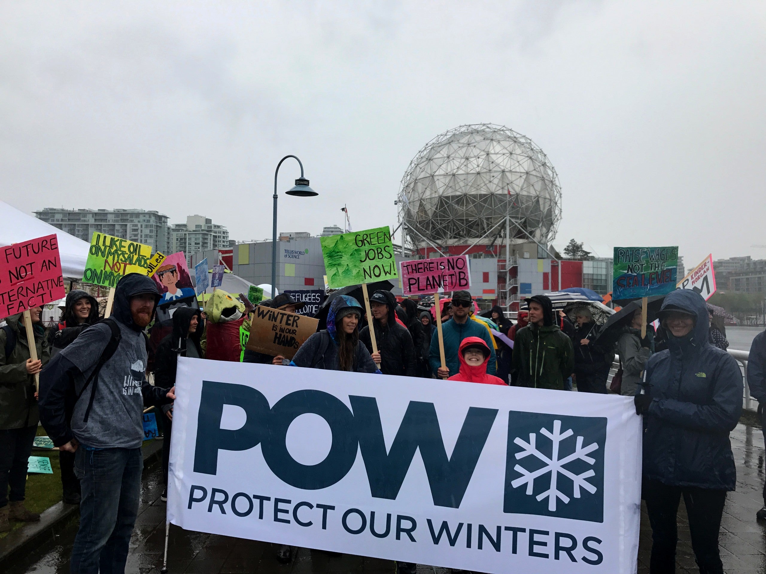 INSIDE PROTECT OUR WINTERS CANADA – Forecast Ski